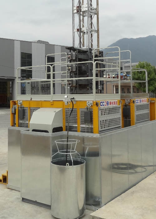 VFD Yellow Rack And Pinion Hoist Engine Power 2x15Kw For Construction ...