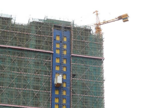 Modular Variable Frequency Drive 2000kg Building Site Hoist